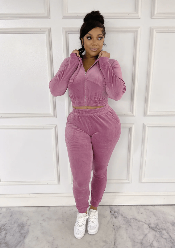 Effortless Elegance: Fashionable Sets for a Complete Look – Fabulous ...